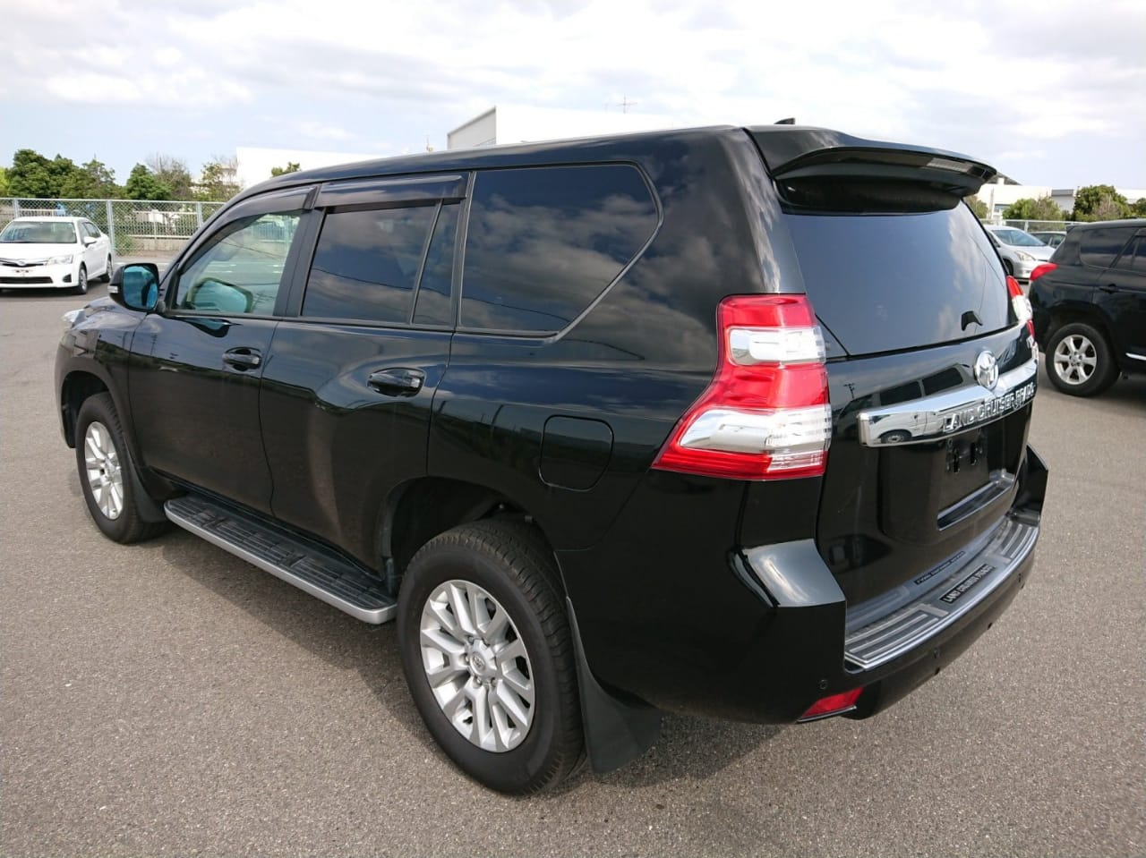 2017 Toyota Land Cruiser Prado TZ-G - Atro Japan Used Cars Exporter ...